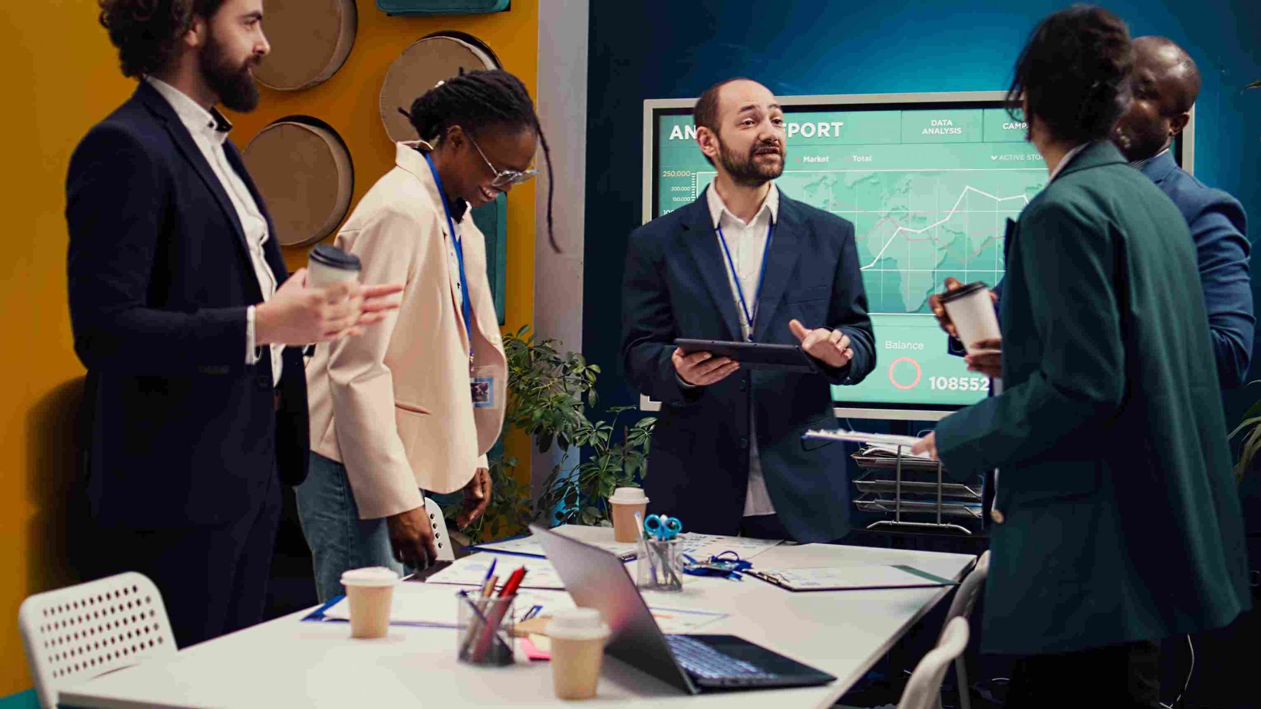 Press Release: Salesforce Exceeds earnings expectations, CFO transition ...