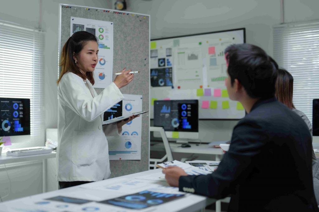 How API Integration Services Transform Your Business - RT Dynamic